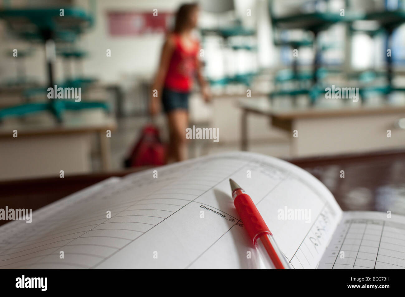 Grundschule klassenzimmer hi-res stock photography and images - Alamy