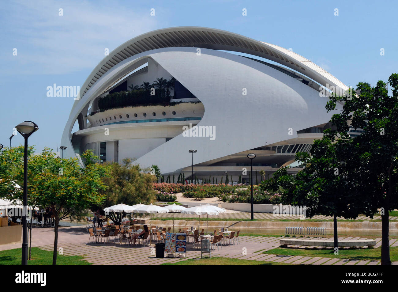 The Valencia Opera house and performing arts center in the City of Arts ...