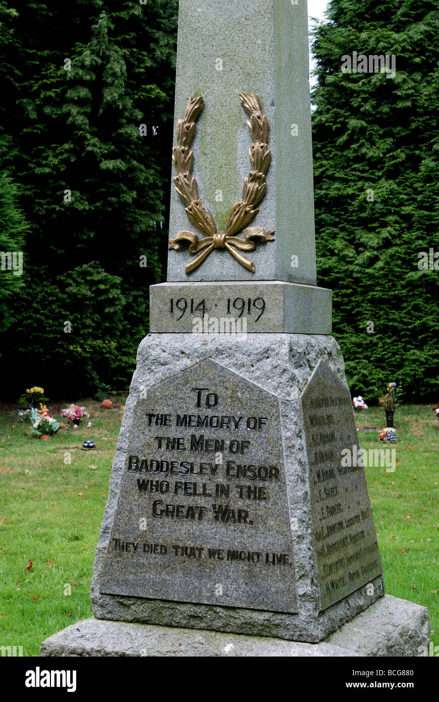 War memorial, Baddesley Ensor, Warwickshire, England, UK Stock Photo ...