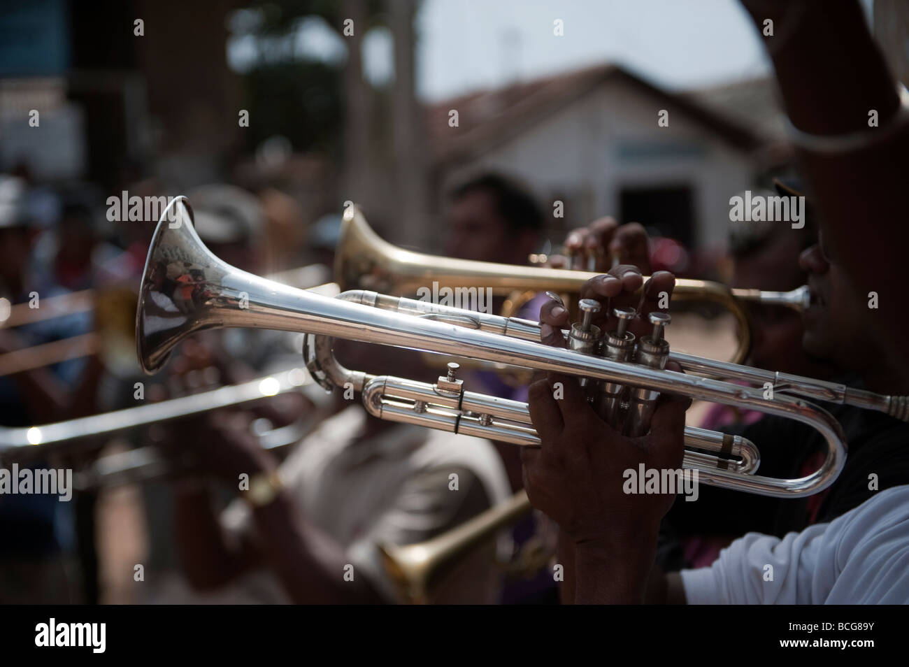 Brass section hi-res stock photography and images - Alamy