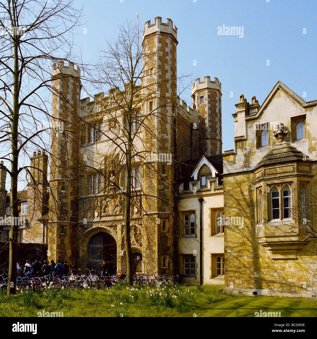 Trinity college gatehouse hi-res stock photography and images - Alamy