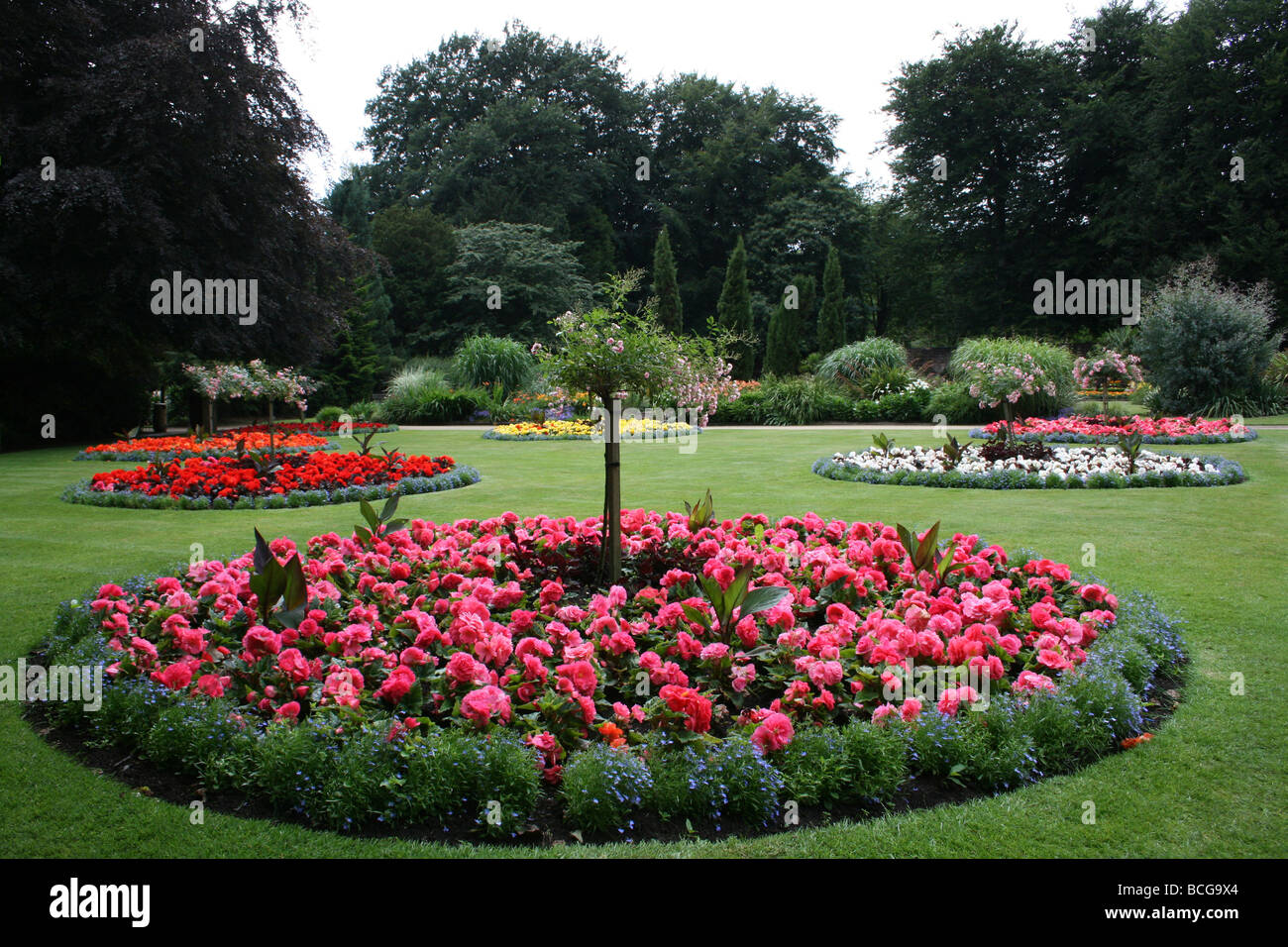 Calderstones park hi-res stock photography and images - Alamy