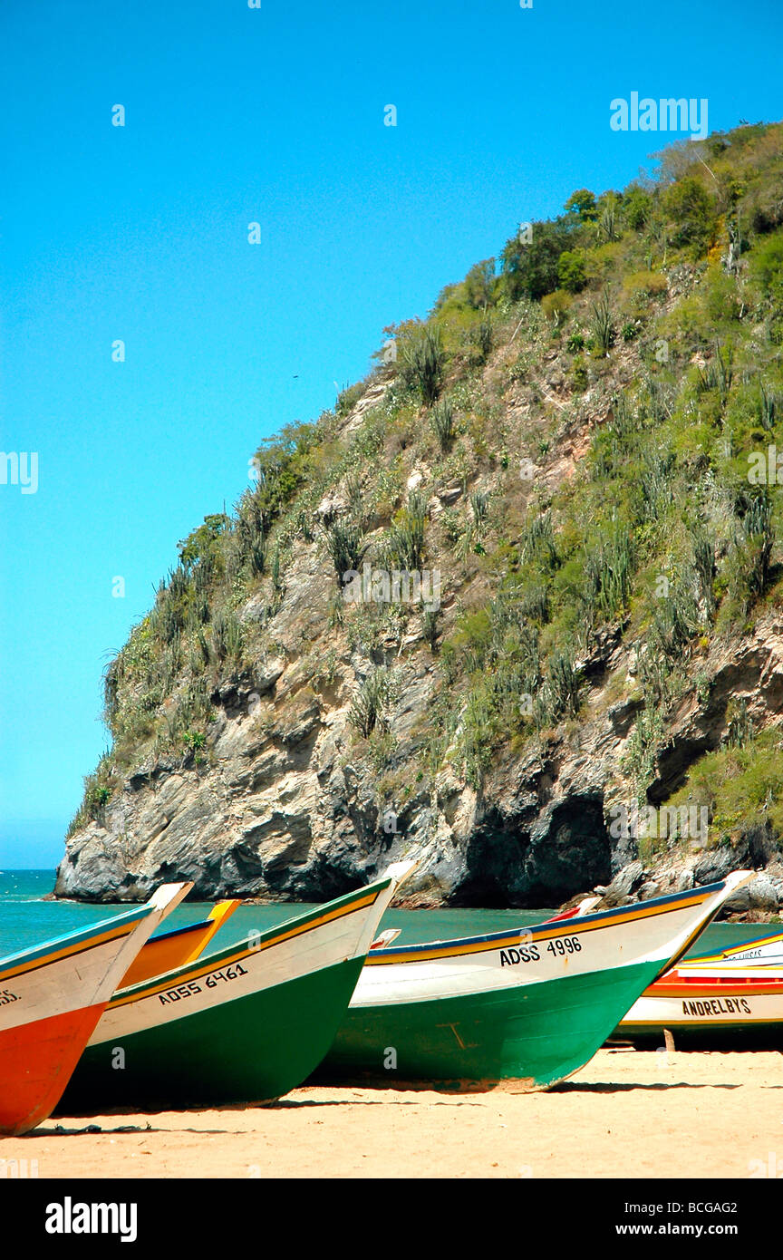 Horizontal boats wake landscape water scenic hi-res stock photography ...