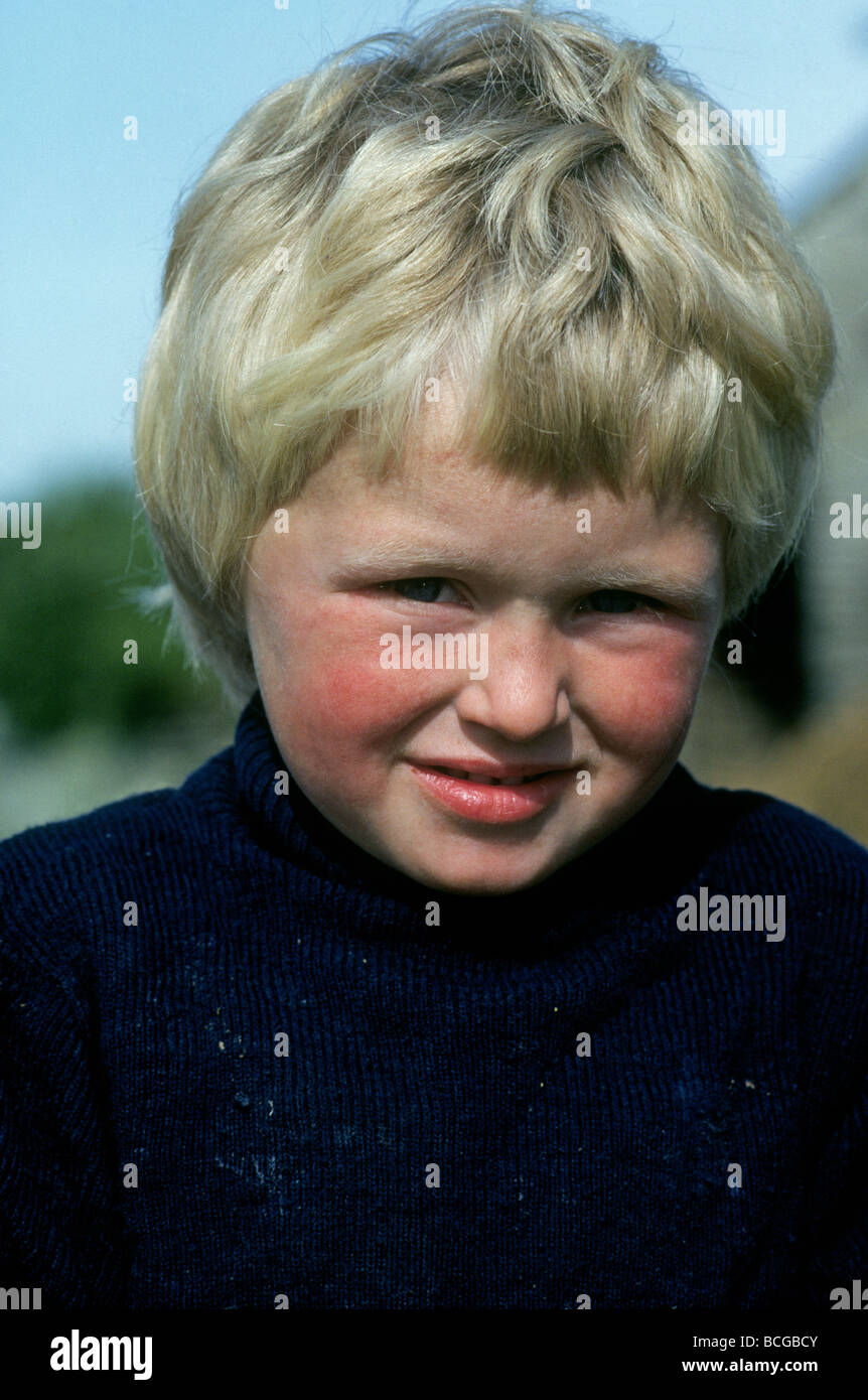 Rosie Cheeks's Instagram, Twitter & Facebook on IDCrawl