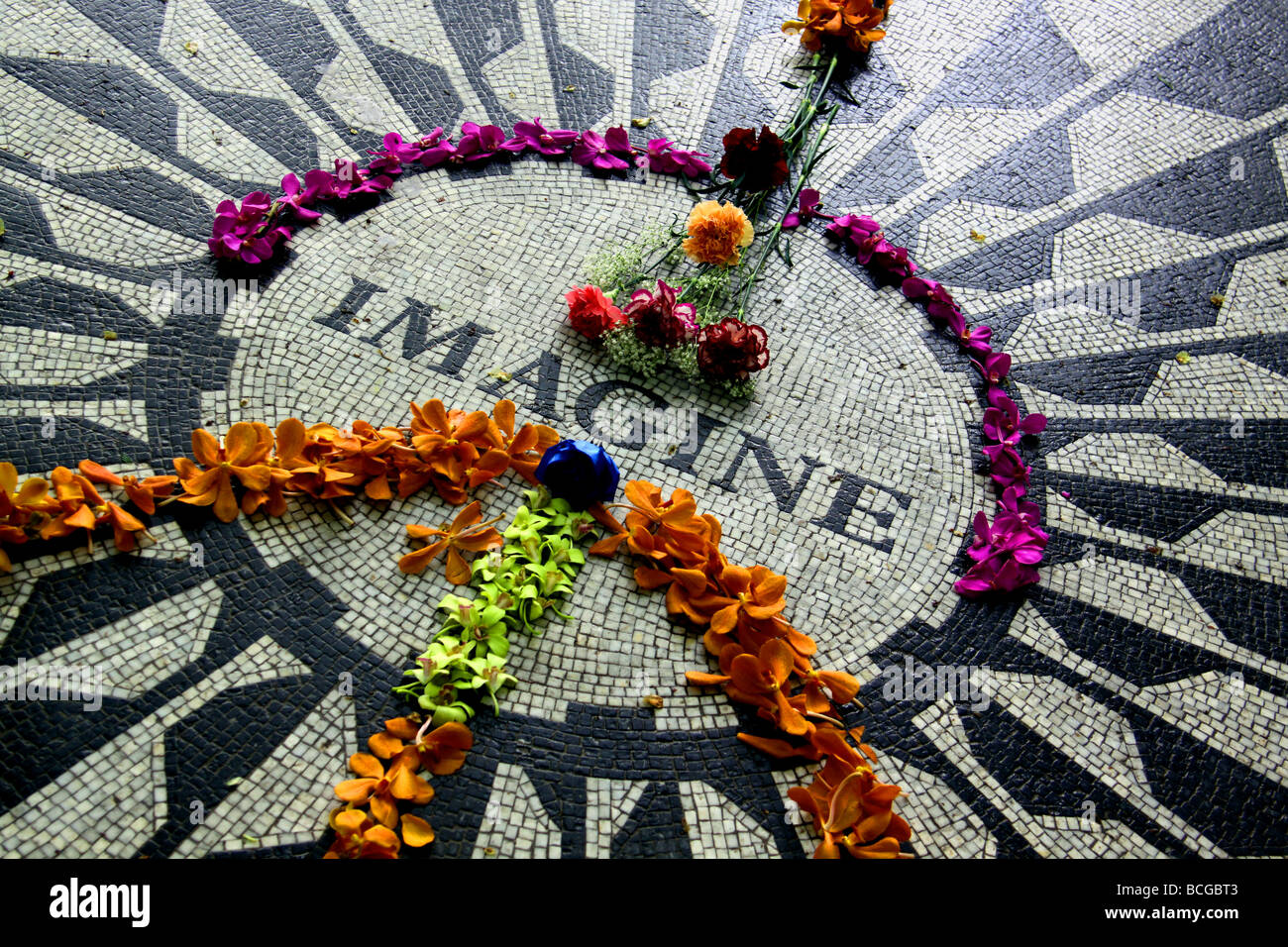 John Lennon memorial at the top of Strawberry Fields, Central Park, New ...