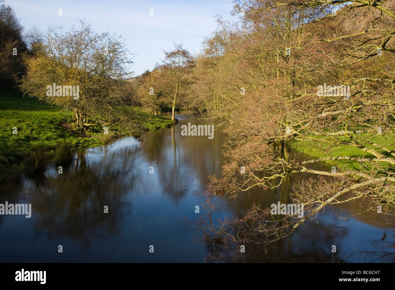 The River Wye at Monsal Dale in the Peak District in Derbyshire Stock ...