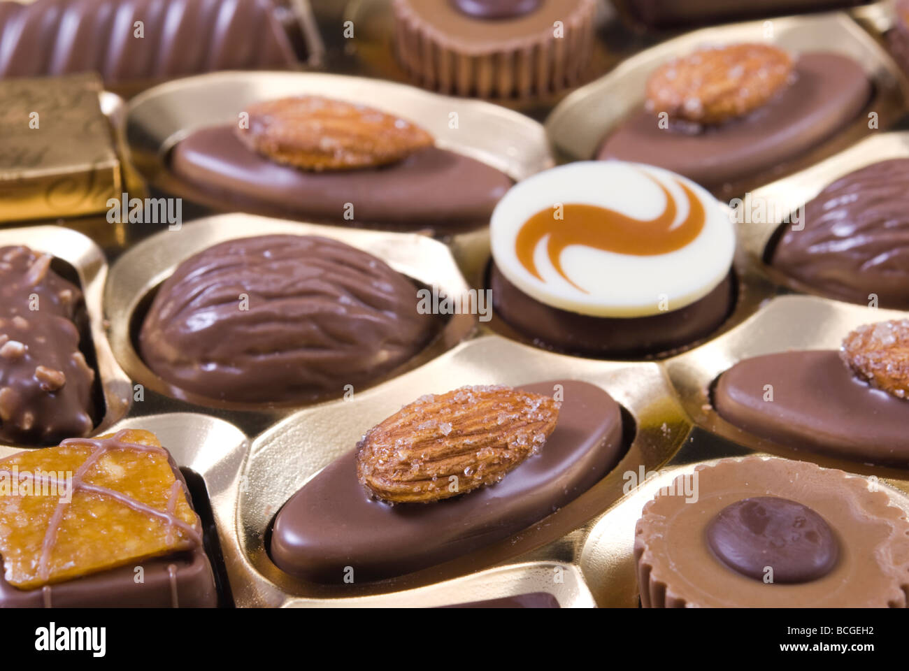 Selection of milk, dark and white chocolates Stock Photo - Alamy