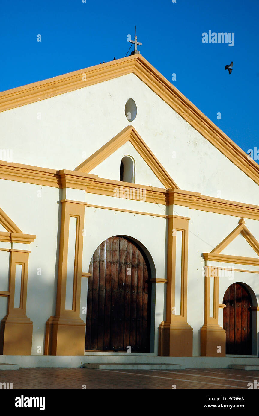Churches Colonial Revival Architecture