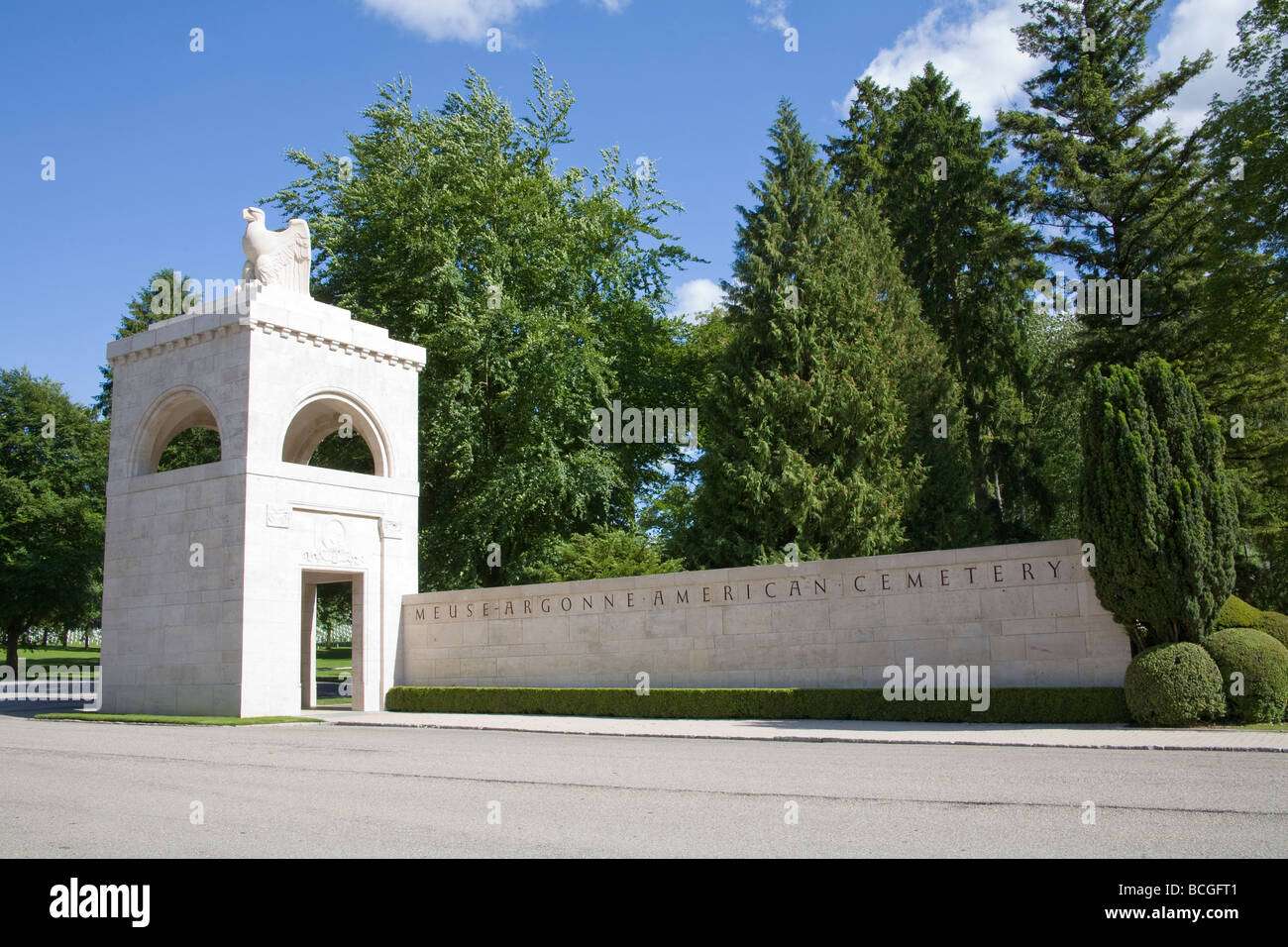 White marble entrance gate eagle statue in Romagne Sous Montfaucon ...