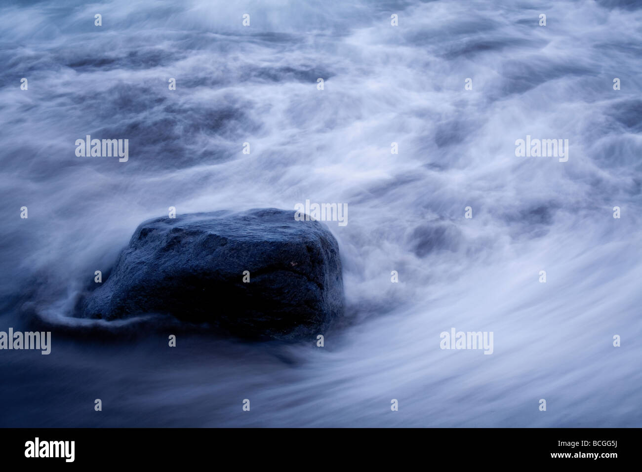 Sea water tide hi-res stock photography and images - Alamy