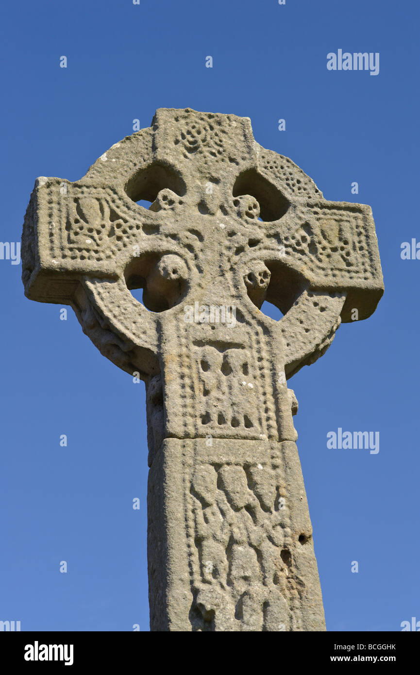 High cross ireland hi-res stock photography and images - Alamy