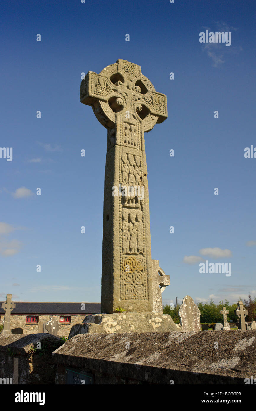 Celtic high cross hi-res stock photography and images - Alamy