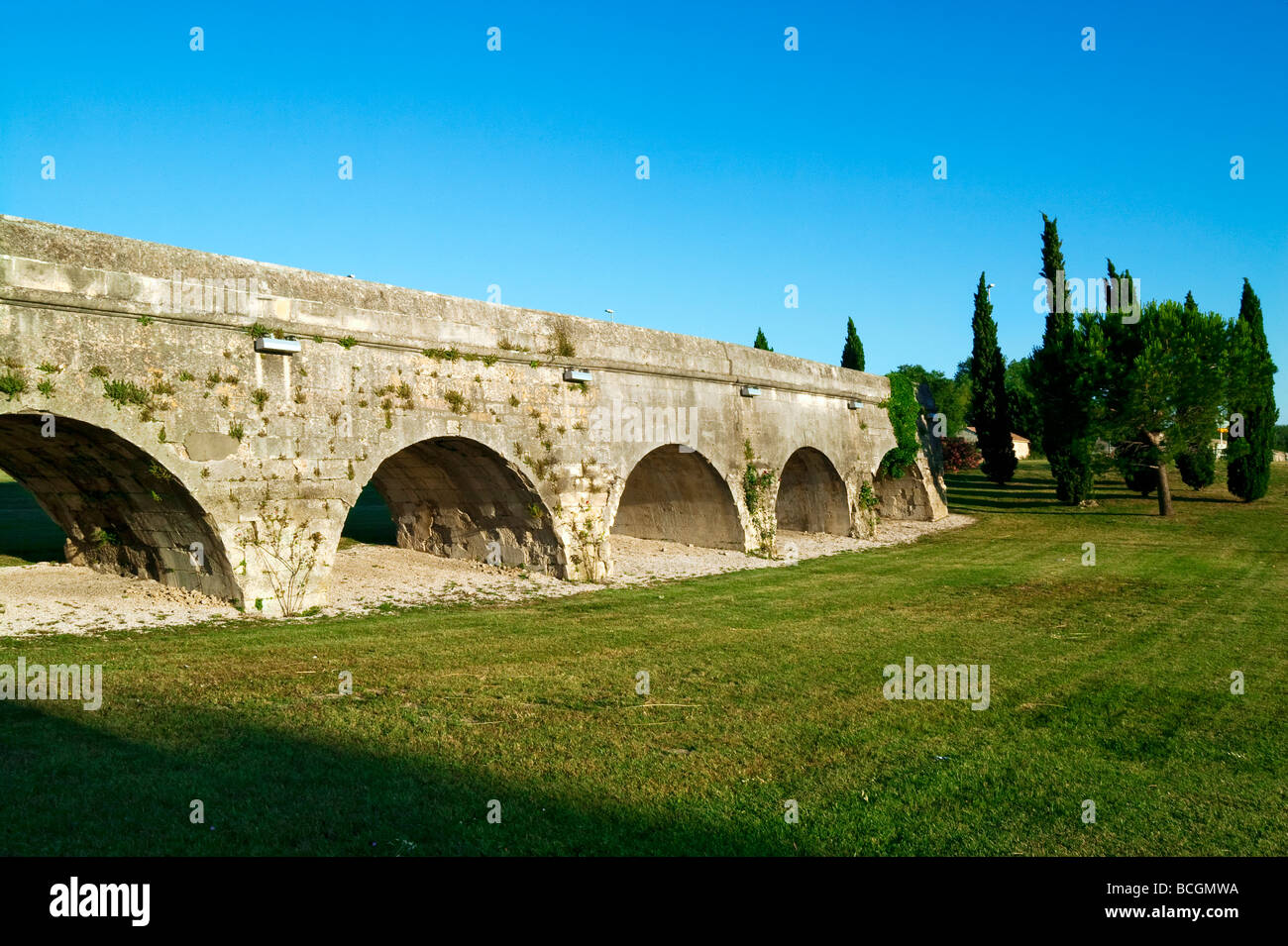 Crau at arles hi-res stock photography and images - Alamy