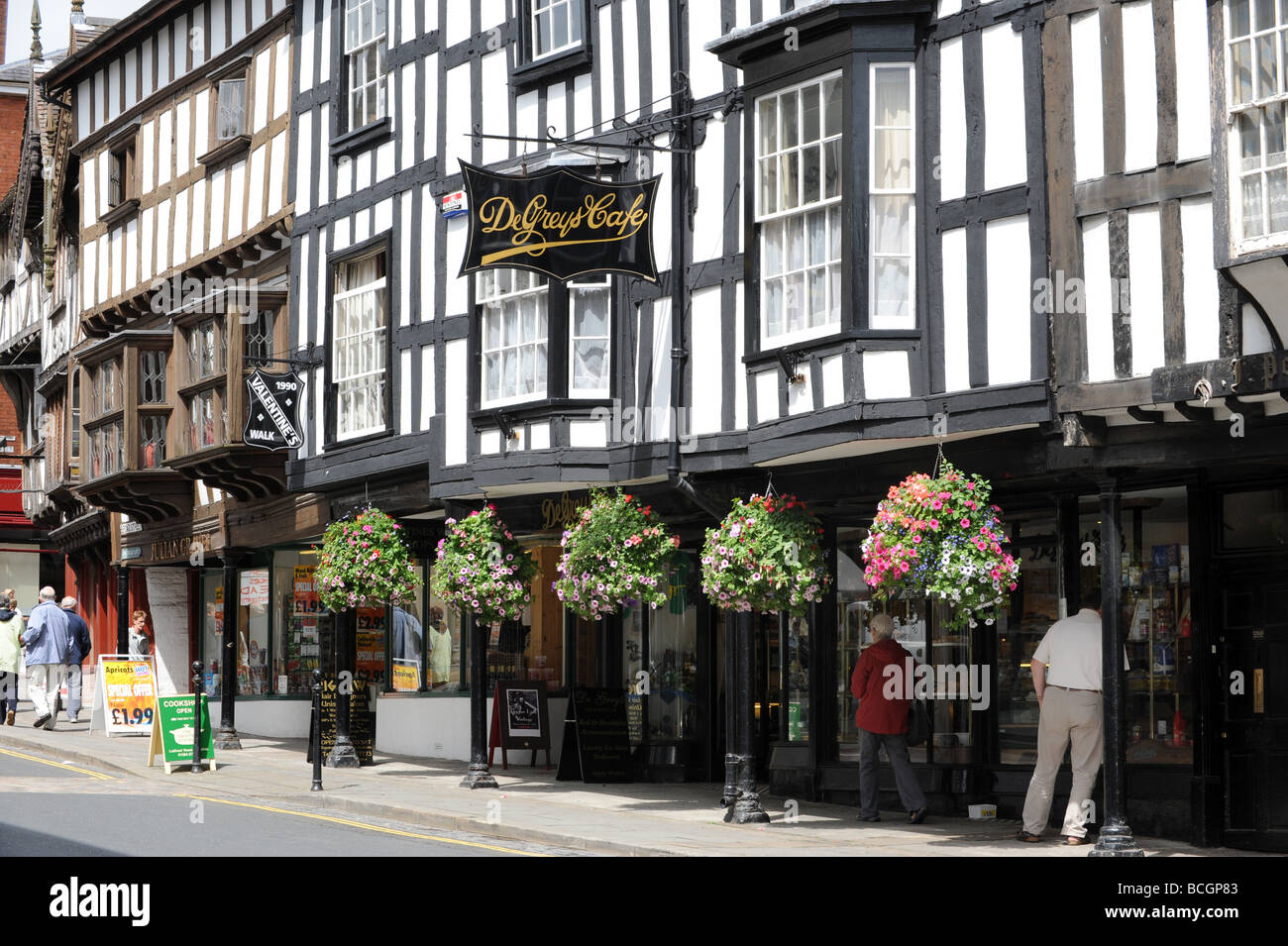 Ludlow cafe hi-res stock photography and images - Alamy