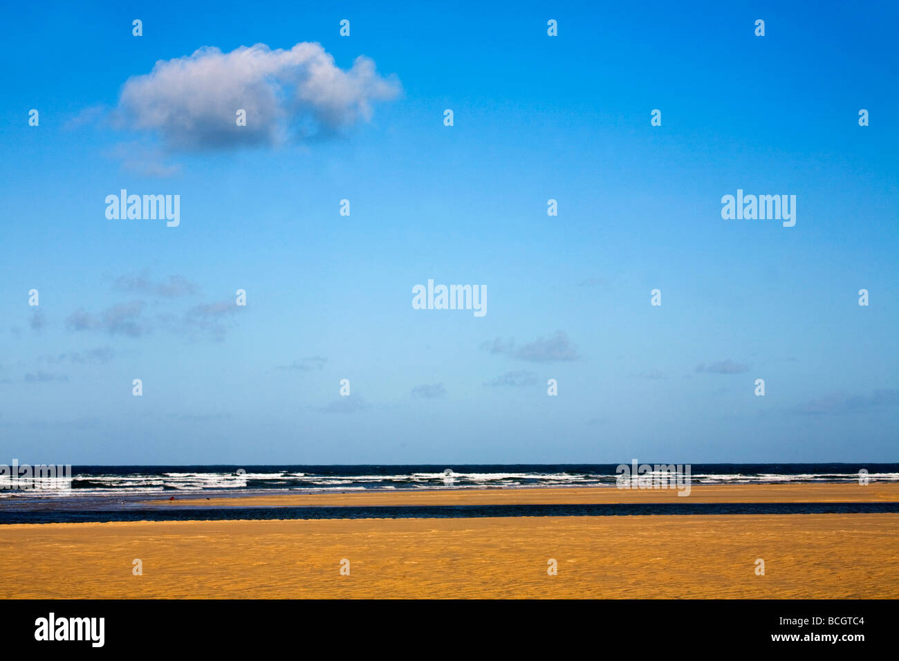 Hayle beach cornwall hi-res stock photography and images - Alamy