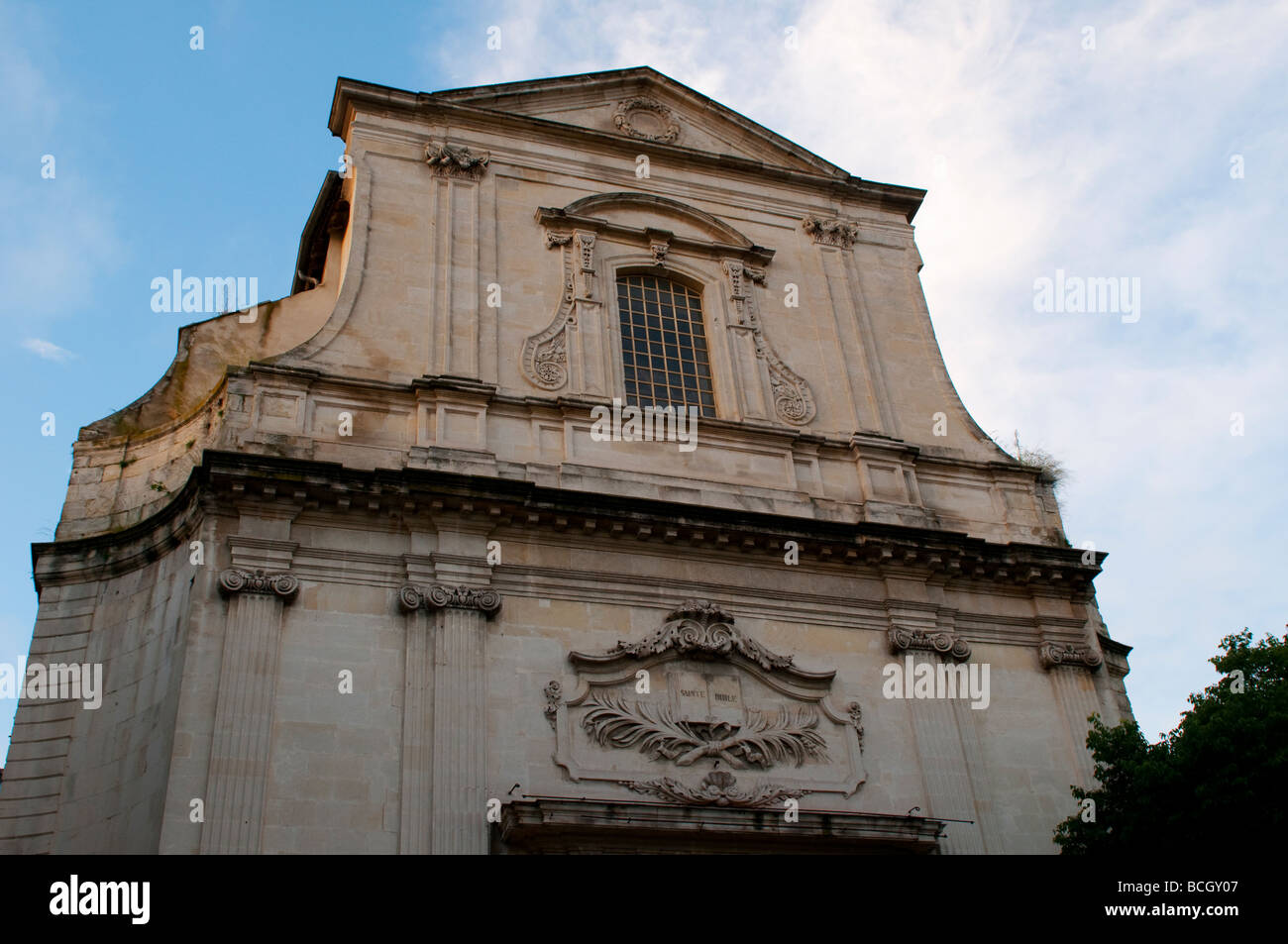 Grand temple nimes france hi-res stock photography and images - Alamy