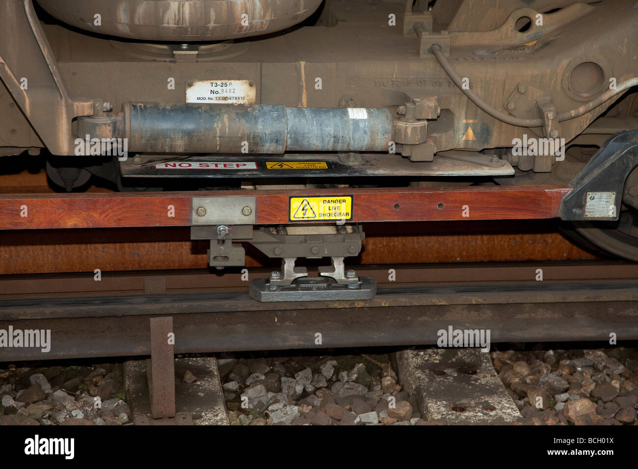 Shoe Gear for collecting electrical power supply from conductor rail on ...