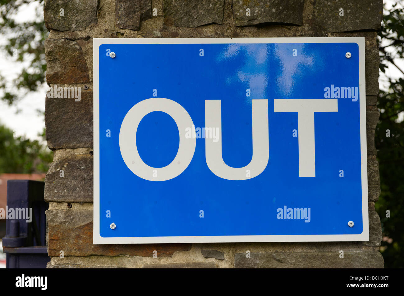 Cross out warning sign hi-res stock photography and images - Alamy