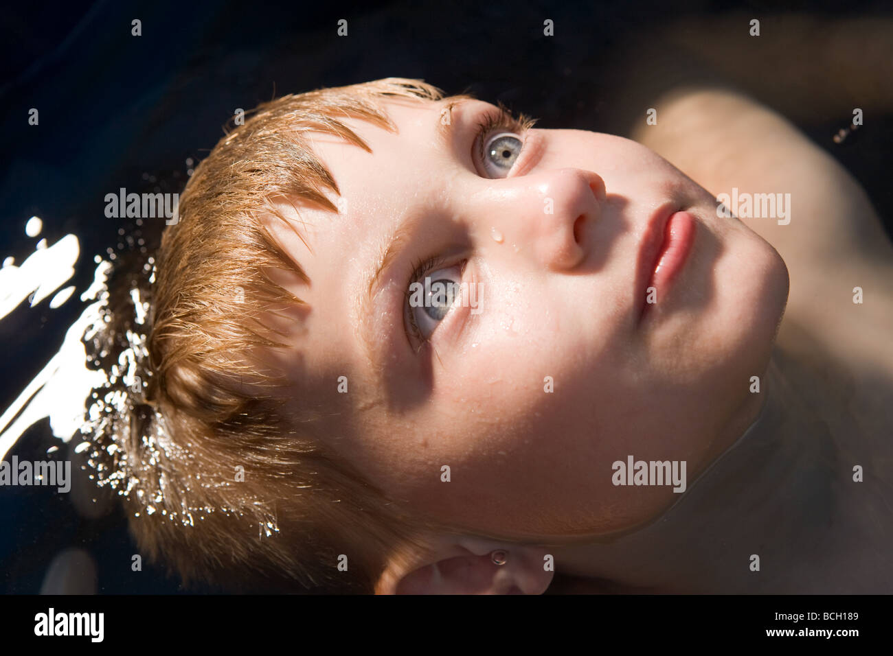Floating floats hi-res stock photography and images - Alamy