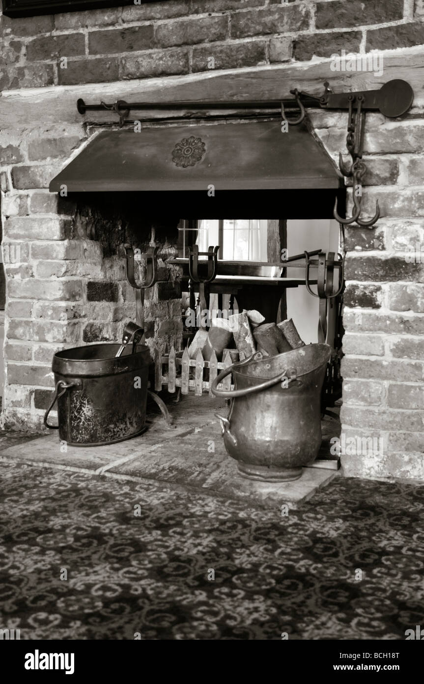 The Red Lyon Pub Restaurant, Hurley, Berkshire, UK Stock Photo - Alamy