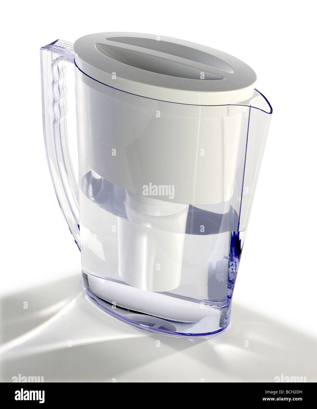 Pitcher water filter hi-res stock photography and images - Alamy
