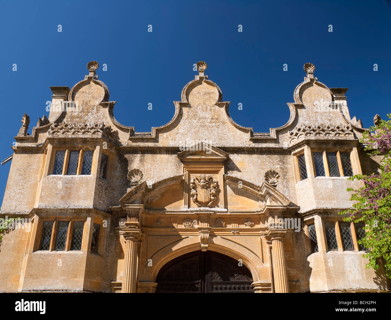 The exterior of a Stately Home Stock Photo - Alamy