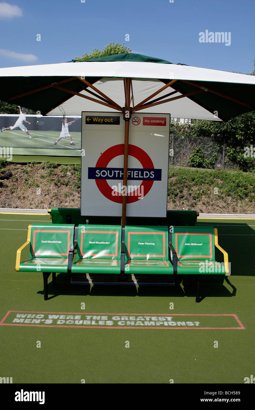 Southfields underground station hi-res stock photography and images - Alamy