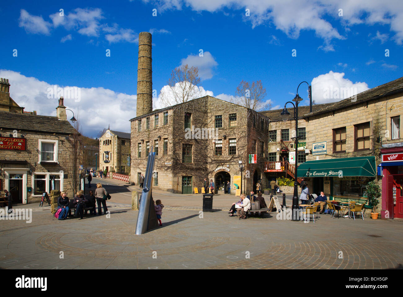 Saint st george georges square hi-res stock photography and images - Alamy