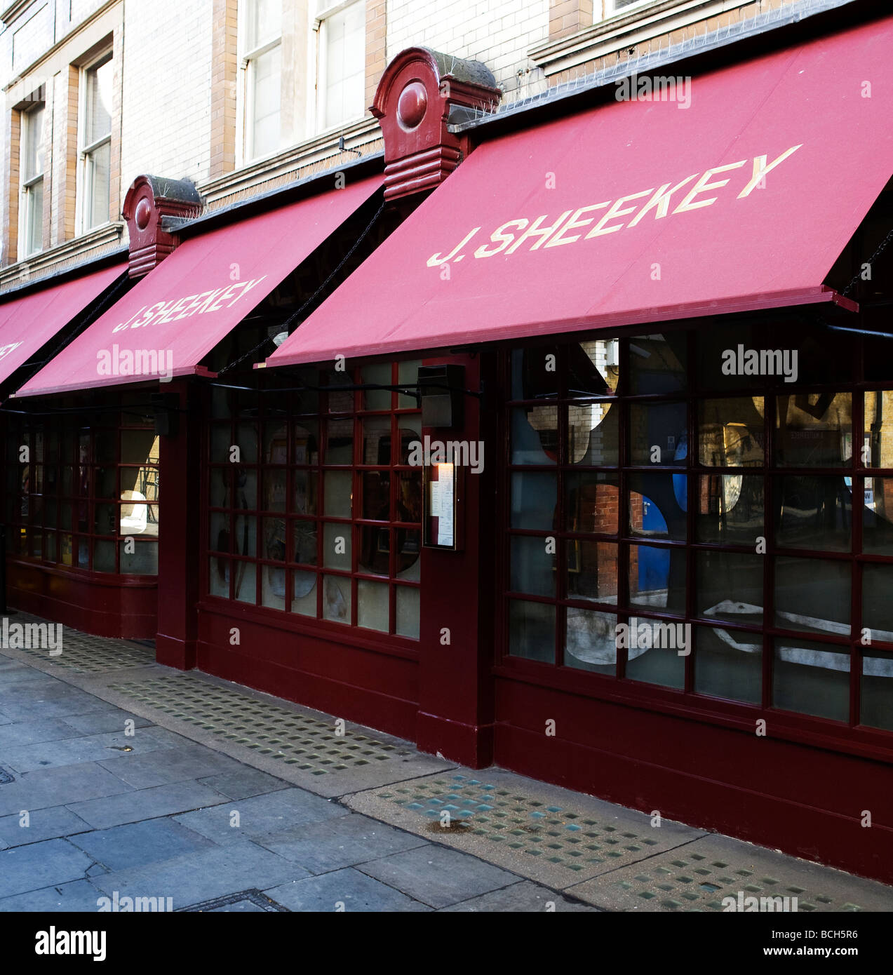 Picture of J. Sheekey restaurant in London's West End Stock Photo - Alamy