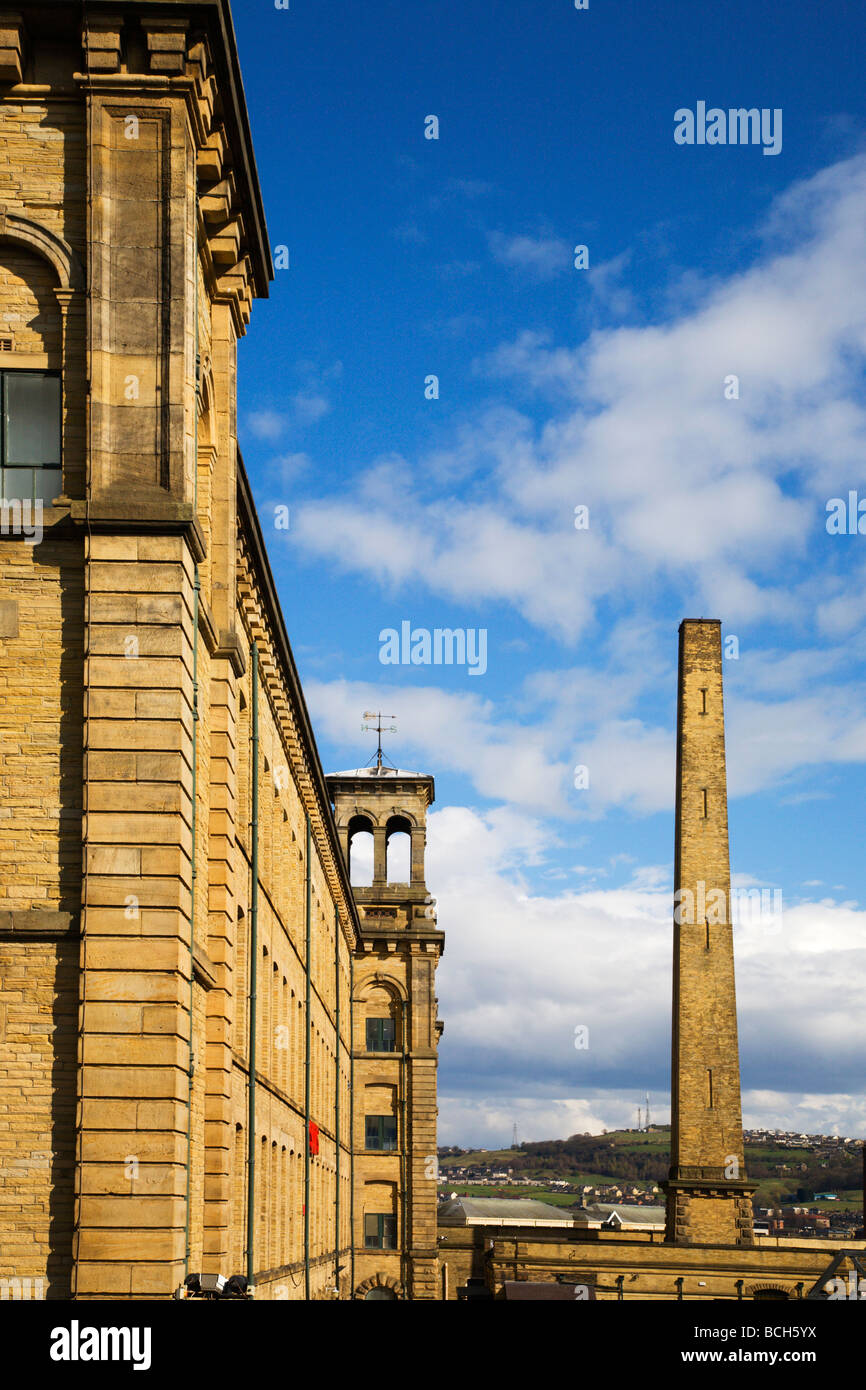 Salts Mill Saltaire West Yorkshire England Stock Photo - Alamy
