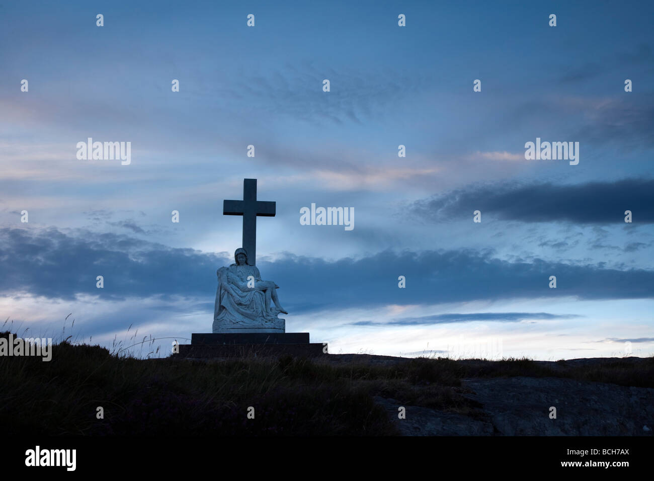 Marian Year Statue Goats Path Road Sheep s Head Peninsular near Bantry ...