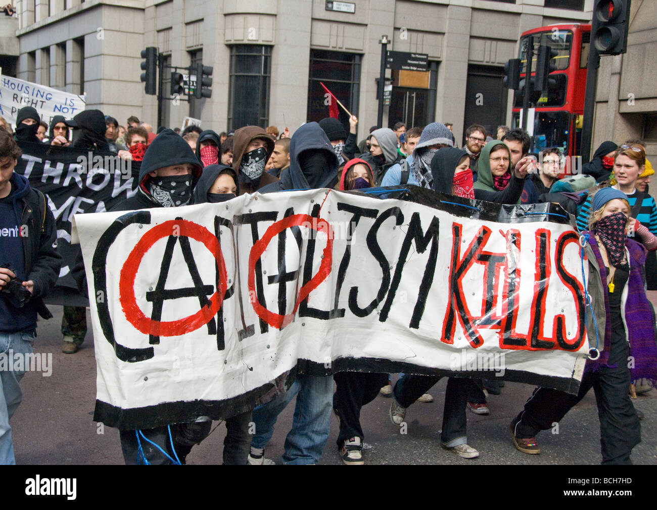 G20 Protest London 1st April 2009. Anarchist group set off from Cannon ...