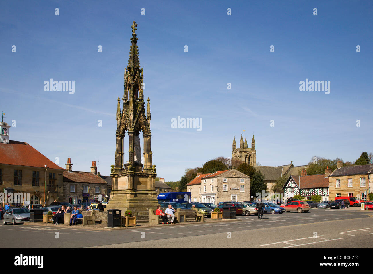 Market day helmsley north yorkshire hi-res stock photography and images ...
