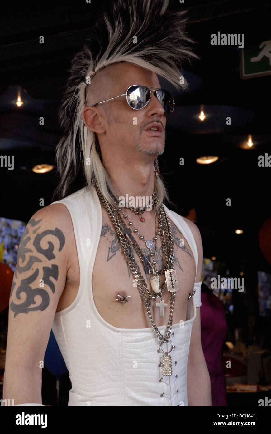 Punk with Mohican hair style Stock Photo - Alamy