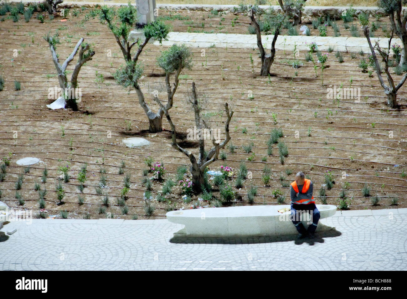 Israel road workers hi-res stock photography and images - Alamy