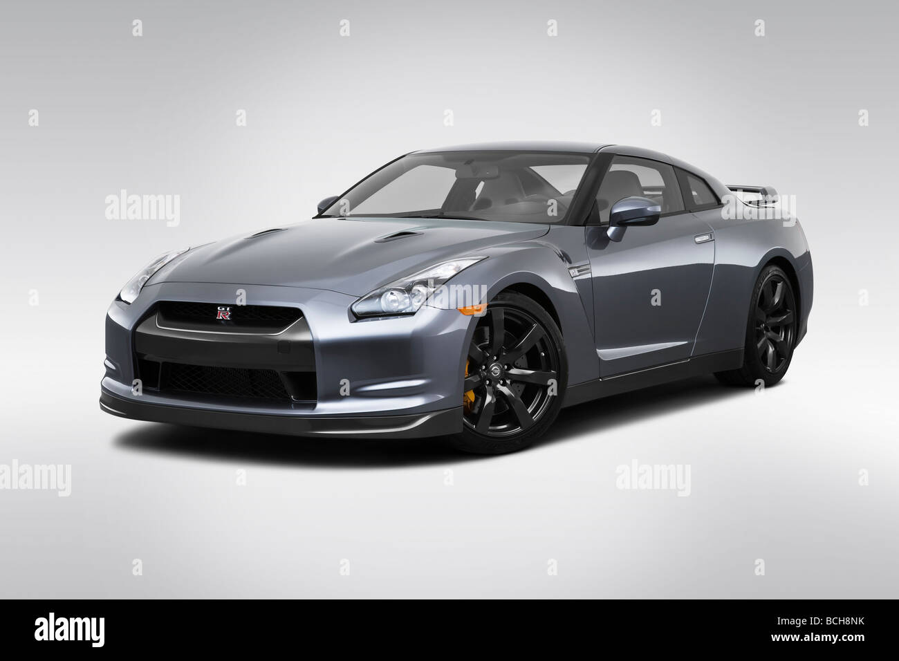 Nissan gt r hi-res stock photography and images - Alamy