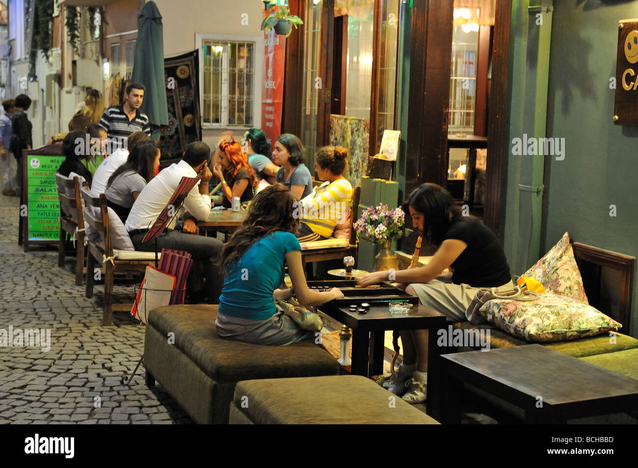 Cafe in istanbul hi-res stock photography and images - Alamy