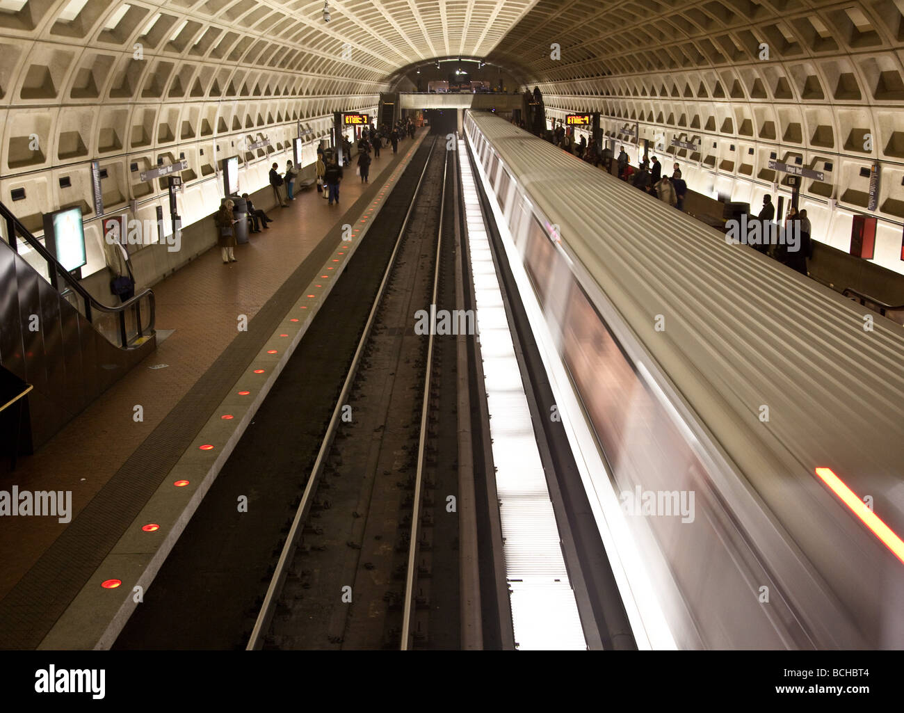 Washington DC USA Metro subway station Stock Photo - Alamy