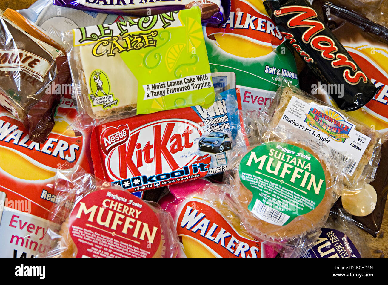 Walkers crisps packets hi-res stock photography and images - Alamy