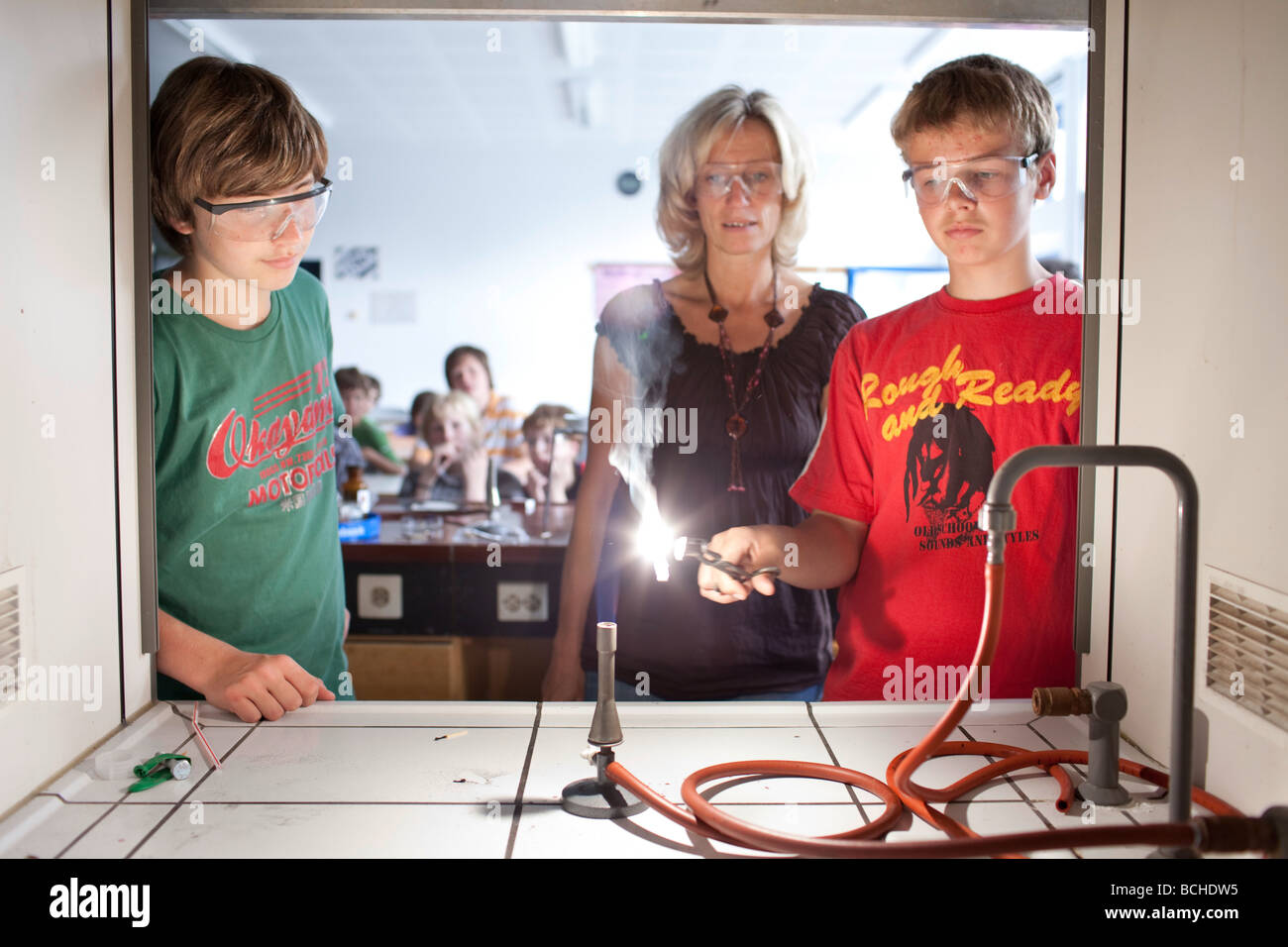 Chemistry classes at school Stock Photo - Alamy