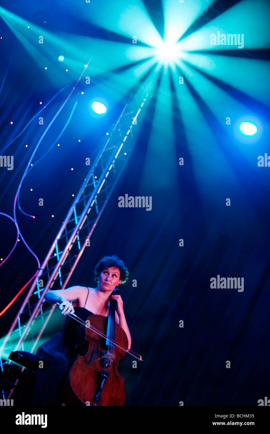 String quartet stage hi-res stock photography and images - Alamy