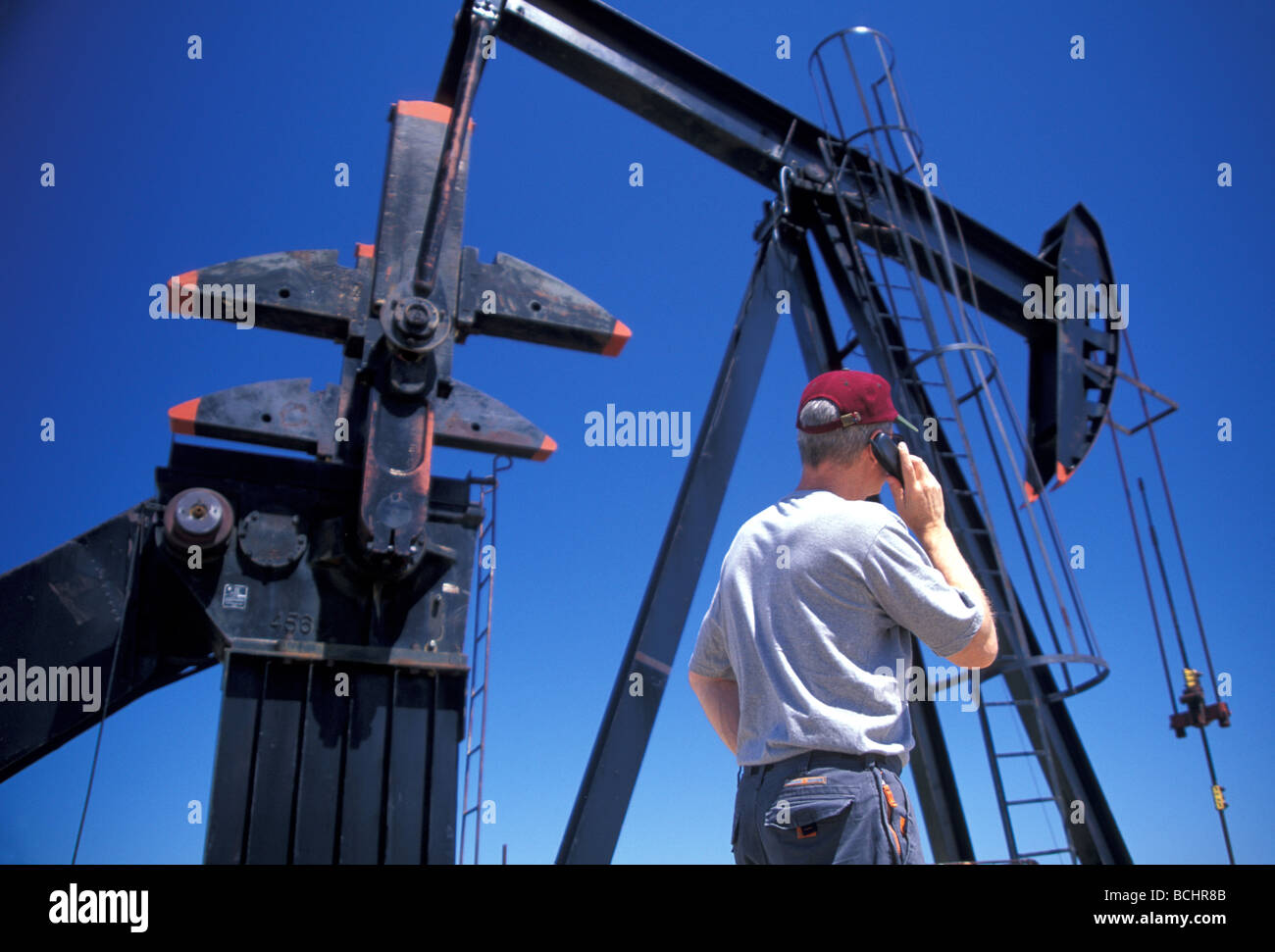 Oil rig worker us hi-res stock photography and images - Alamy
