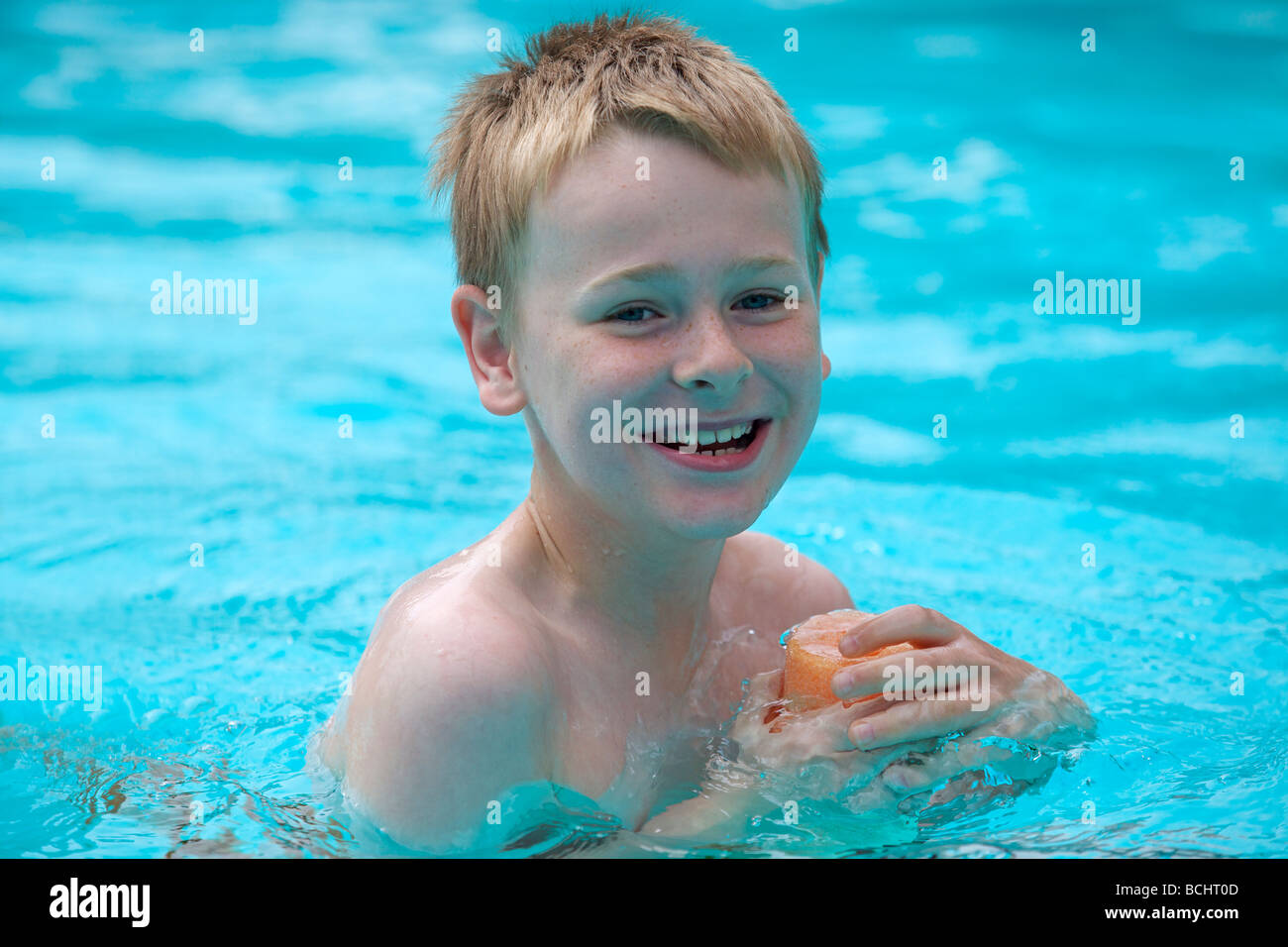 Yellow Inflatable Pools High Resolution Stock Photography and Images ...