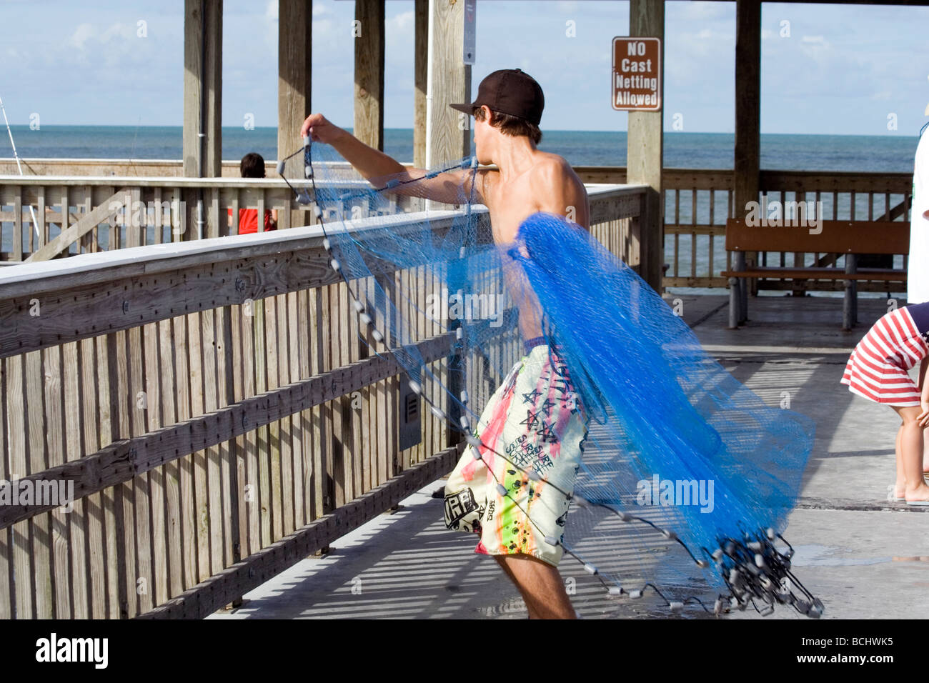 Cast Netting High Resolution Stock Photography and Images - Alamy