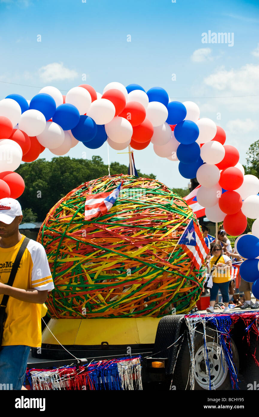 Puerto Rican Pride Parade in Chicago, Illinois 2009 Stock Photo - Alamy