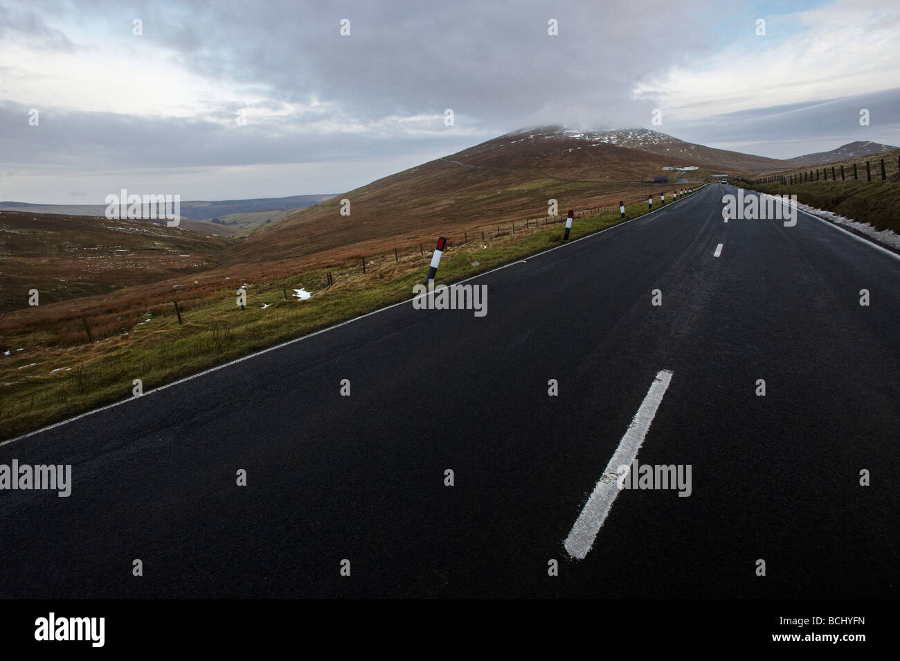 Snaefell mountain road isle of man hi-res stock photography and images ...