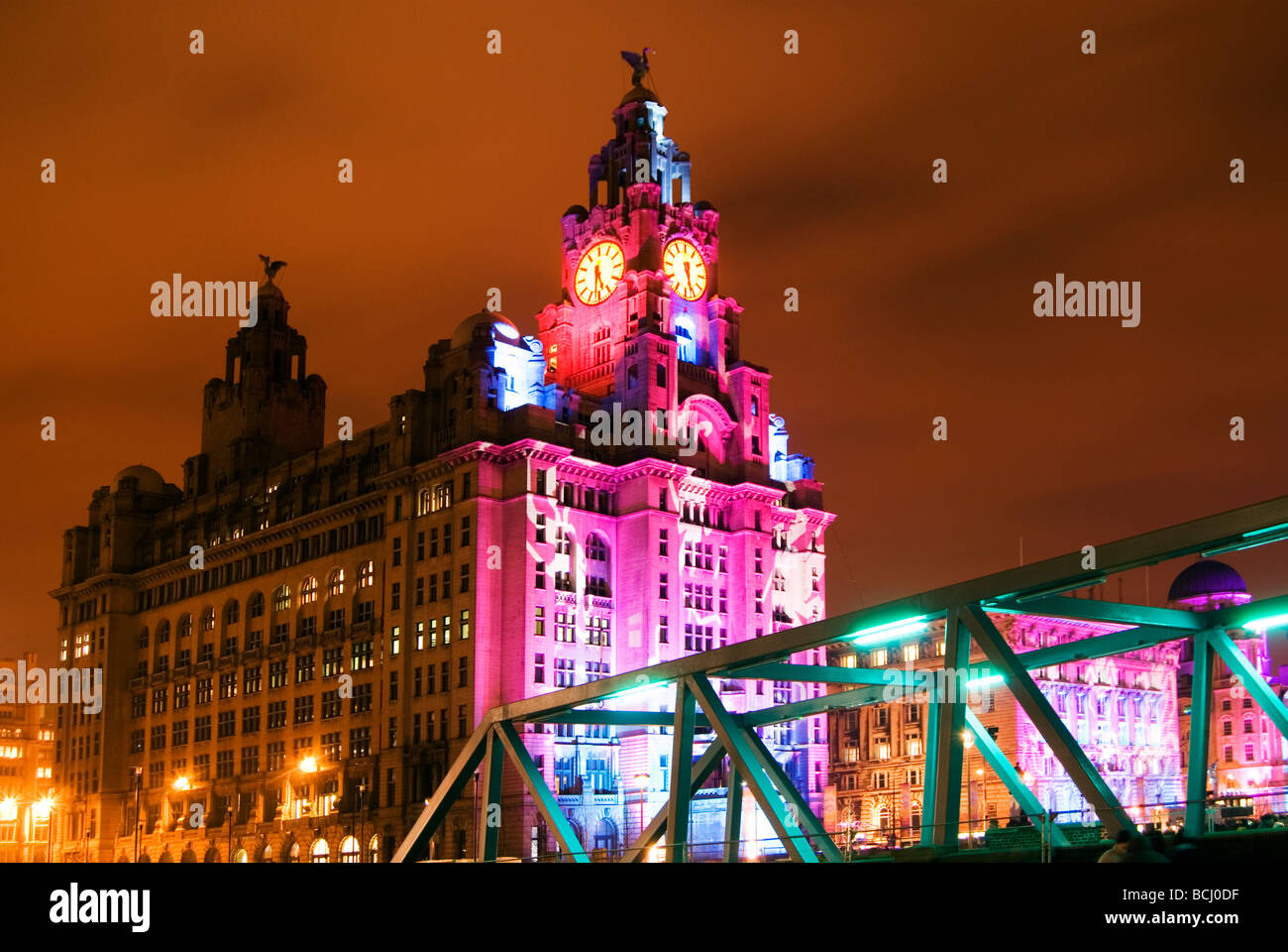 Liver building clock hi-res stock photography and images - Alamy
