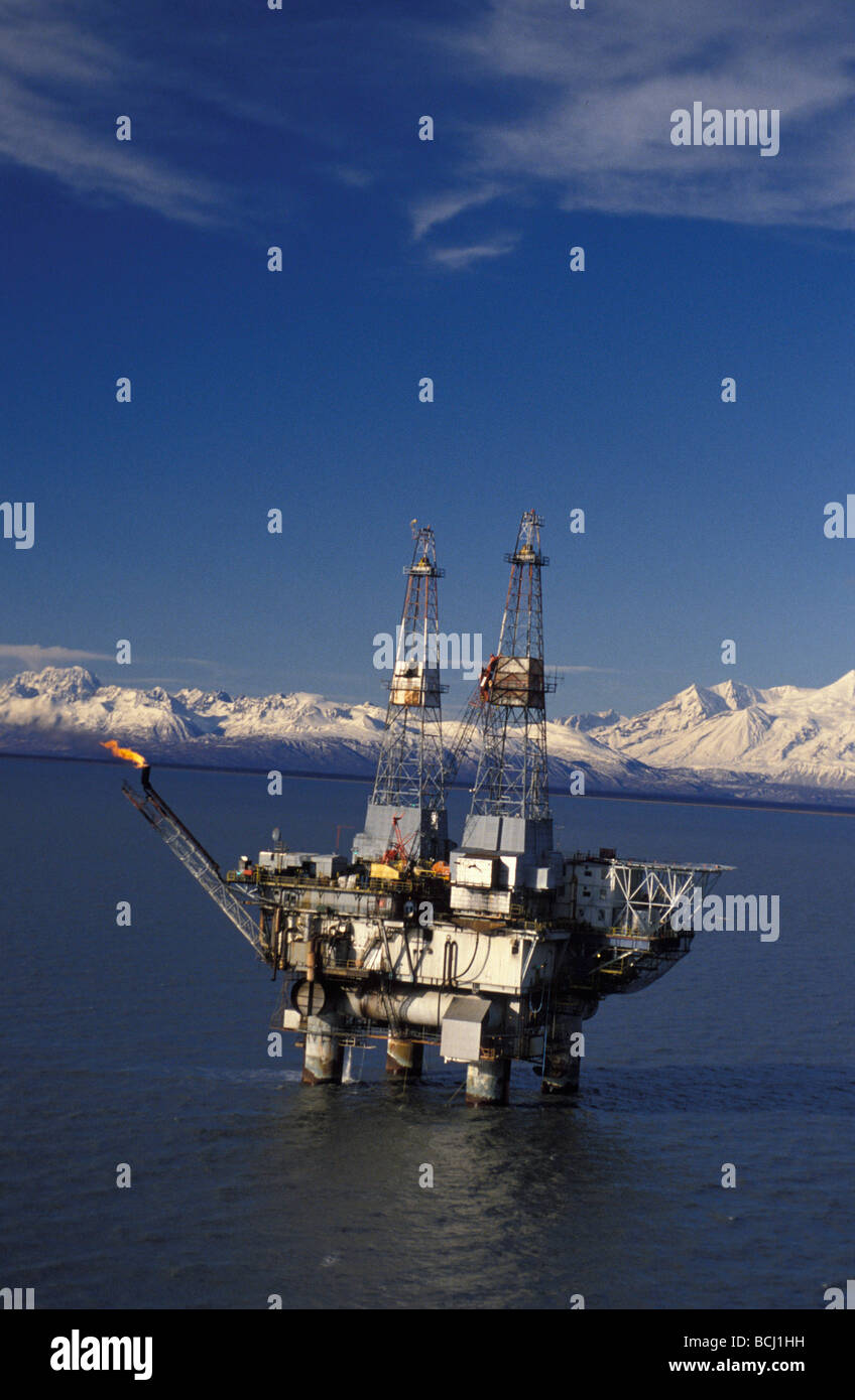 Offshore Drilling Platform Unocal in Cook Inlet KP AK Stock Photo - Alamy
