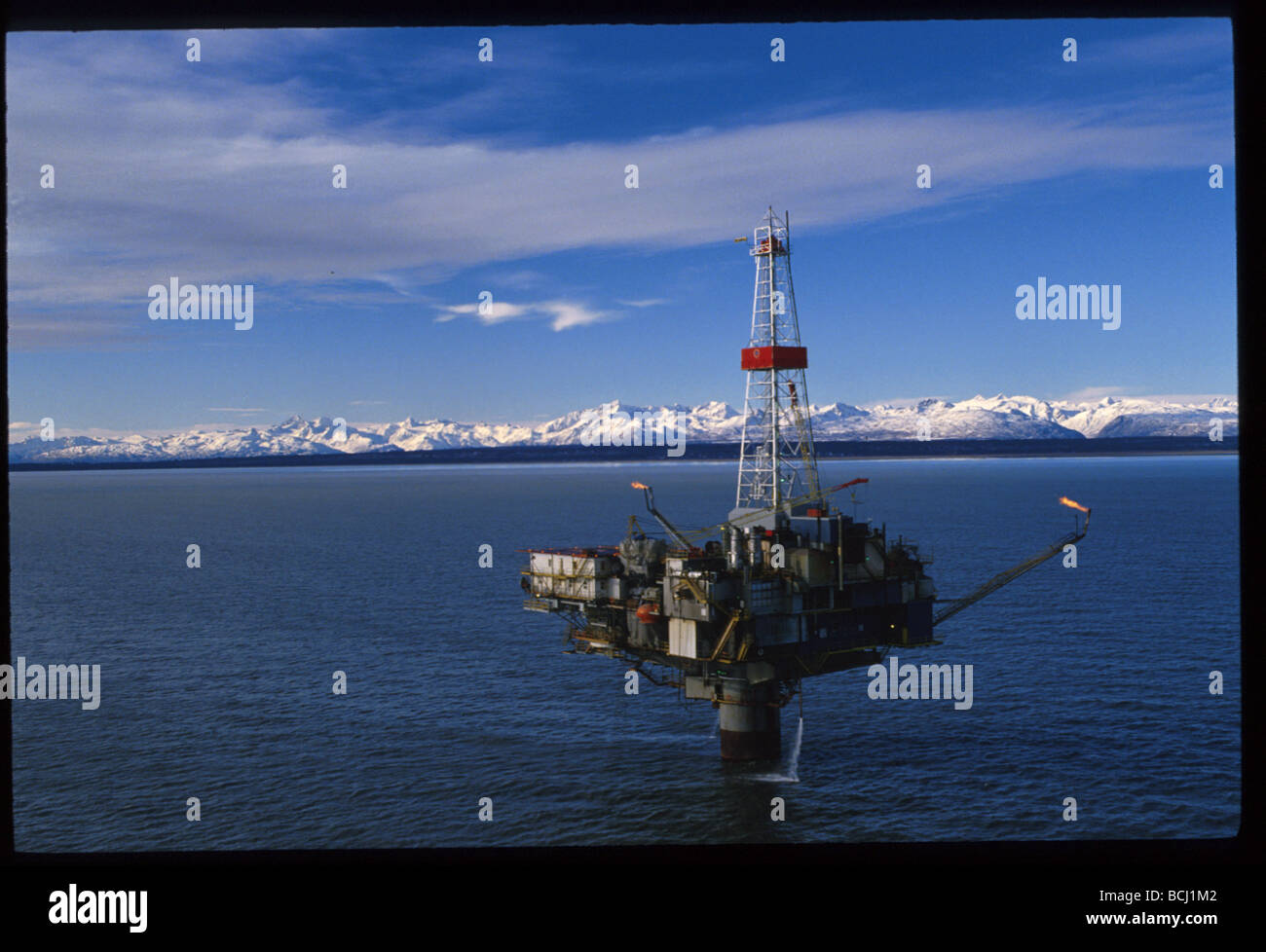 Drilling platform cook inlet hi-res stock photography and images - Alamy