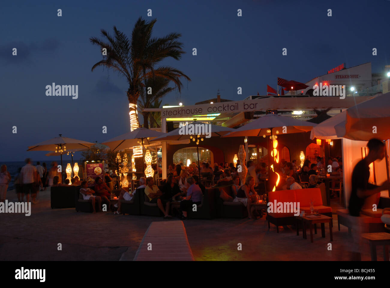 Alicante spain nightlife hi-res stock photography and images - Alamy